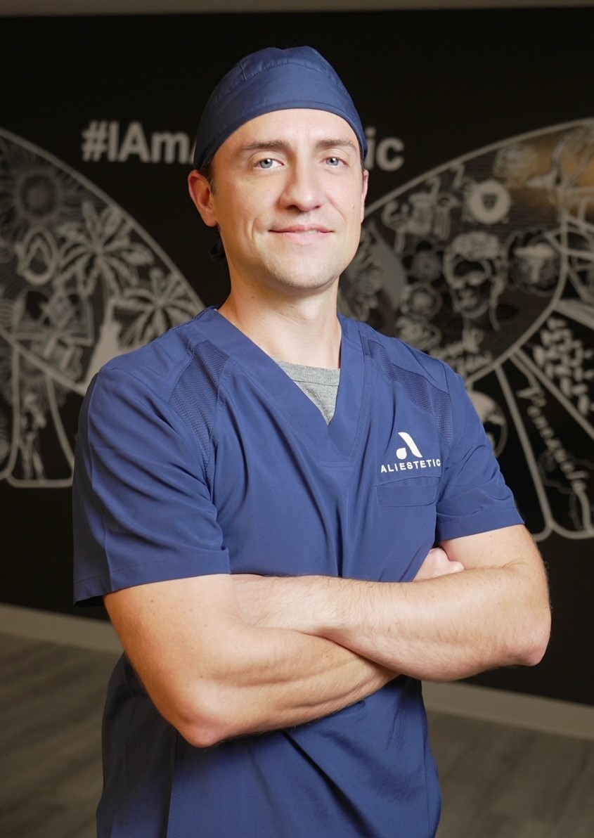 Meet Our Team - Aliestetics Naples